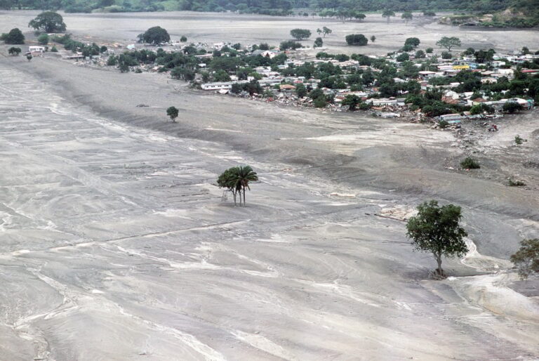 Colombia marks 40 years since deadliest volcano eruption in a century ...