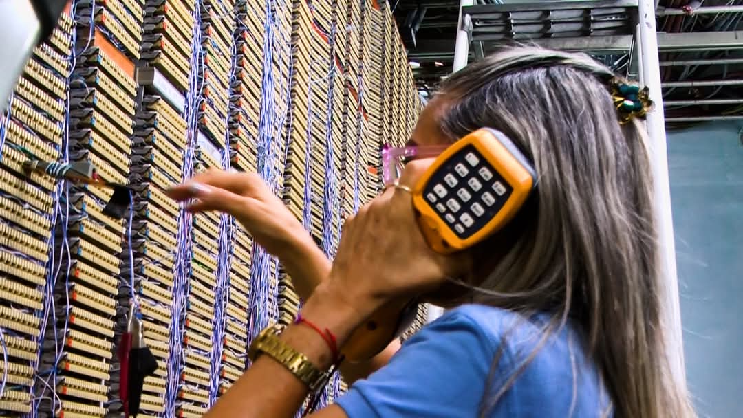 New report highlights pervasive digital surveillance in Cuba - Latin ...